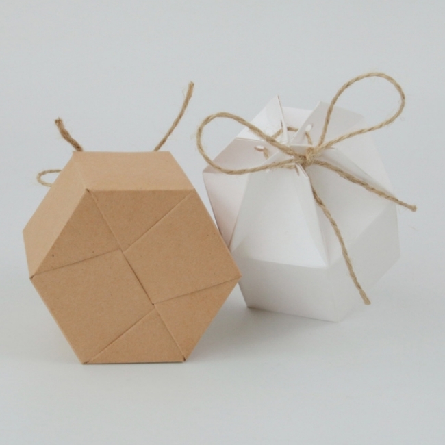 250g Kraft Paper Hexagon Packaging Box With Yurt Bow